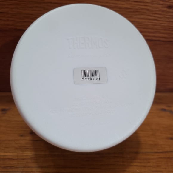 Thermos | Dining | Thermos Superman Snack Jar 8oz | Poshmark